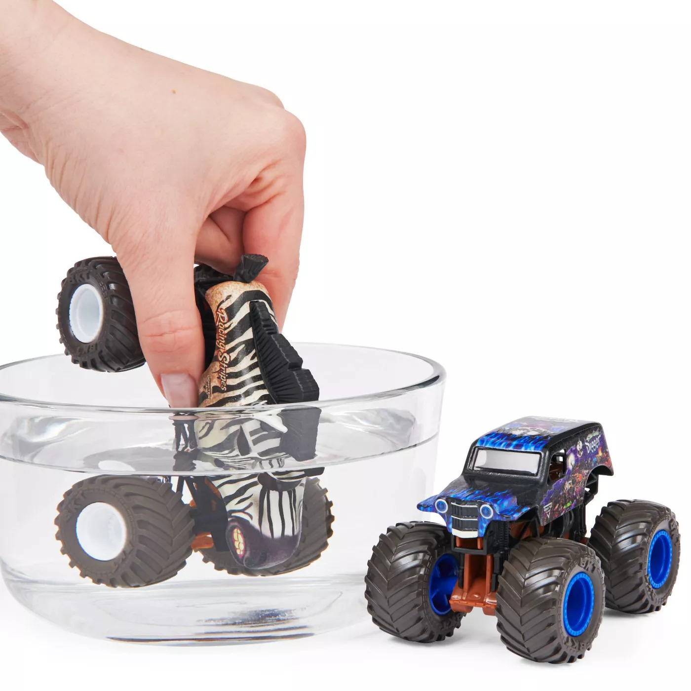 Monster Jam Colour Change Racing Stripes vs Son-Uva Digger 2 Pack 1:64